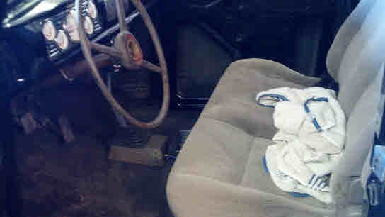 1939 PONTIAC 4-DOOR SEDAN