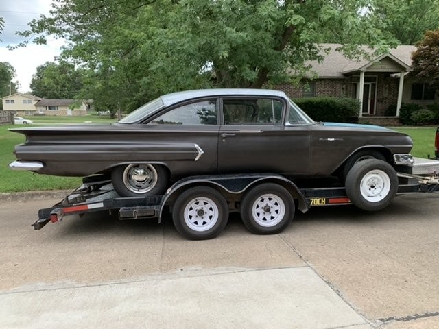 1960 CHEVY BISCAYNE 2-DOOR POST
